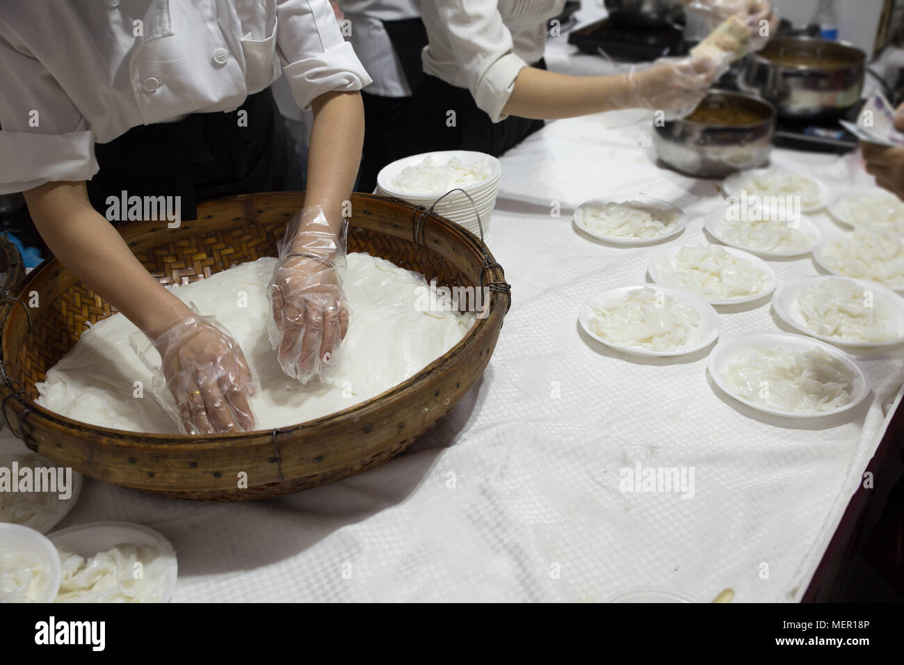 Chinese rice production hi-res stock photography and images - Alamy