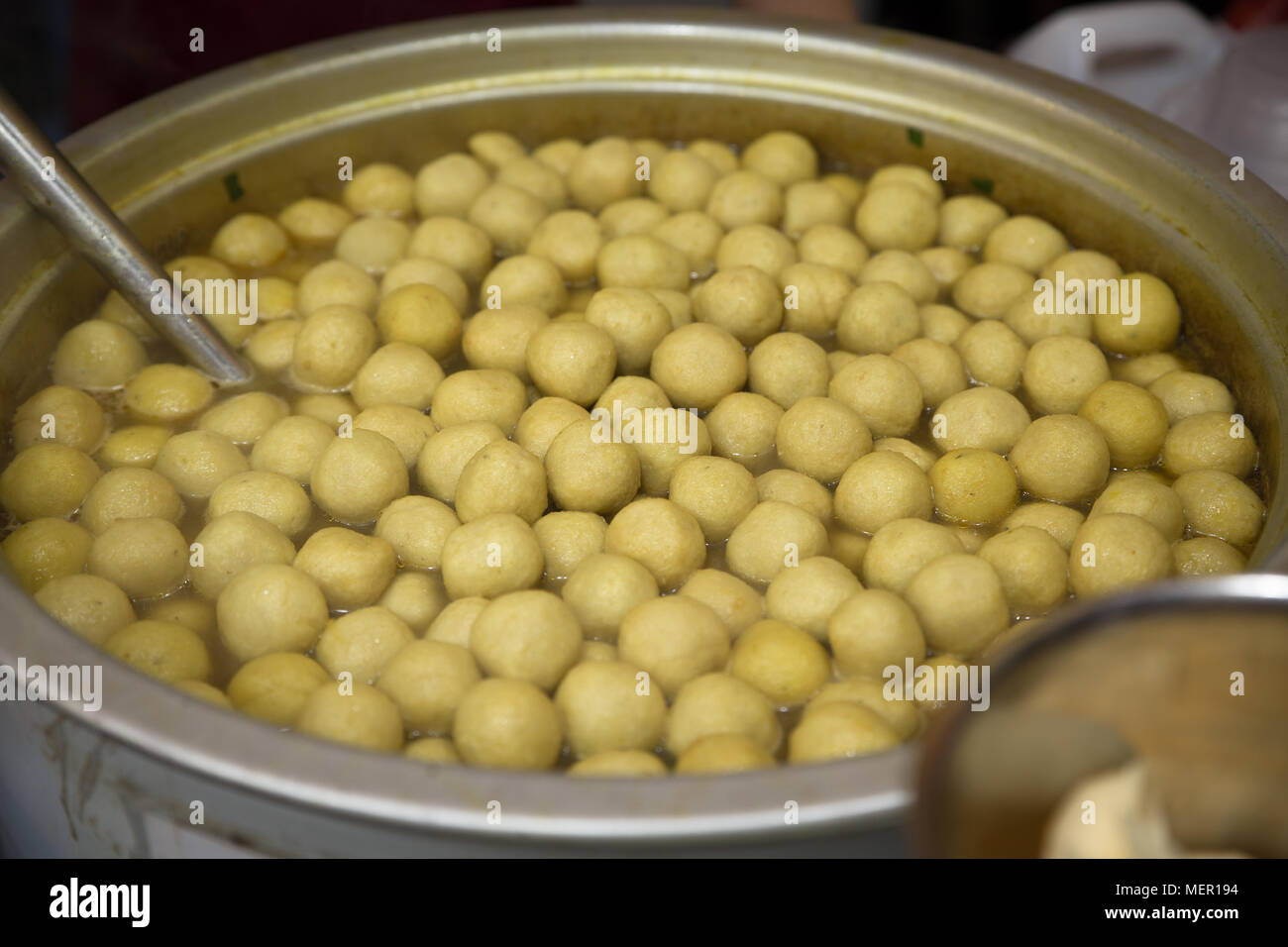Curry fish balls hi-res stock photography and images - Alamy