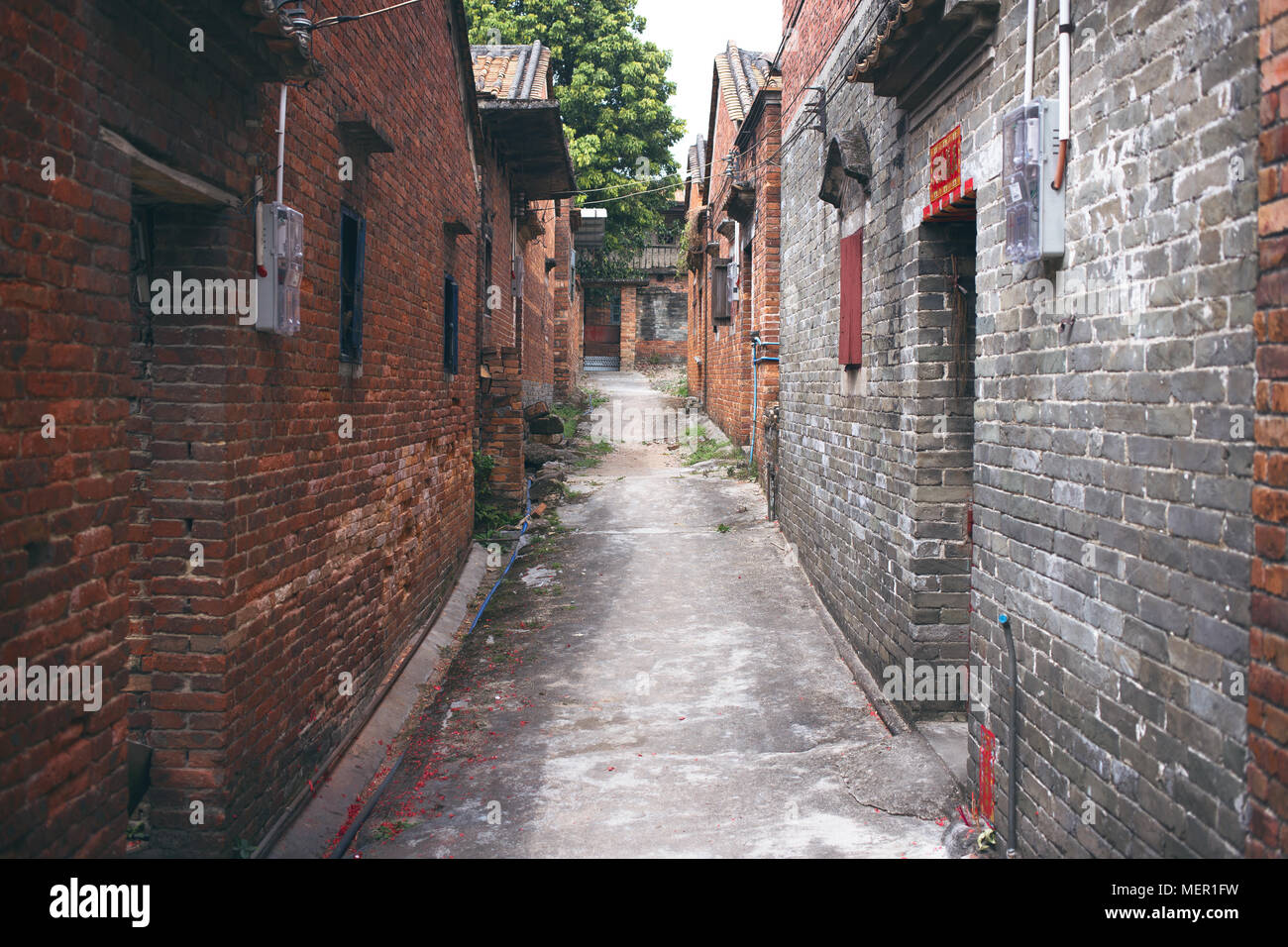 Old country pathway in china Stock Photo - Alamy