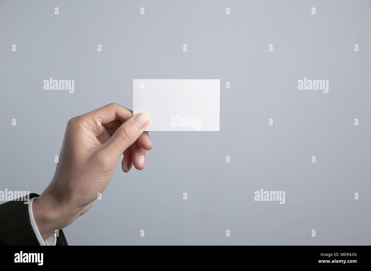 Person holding note cards hi-res stock photography and images - Alamy