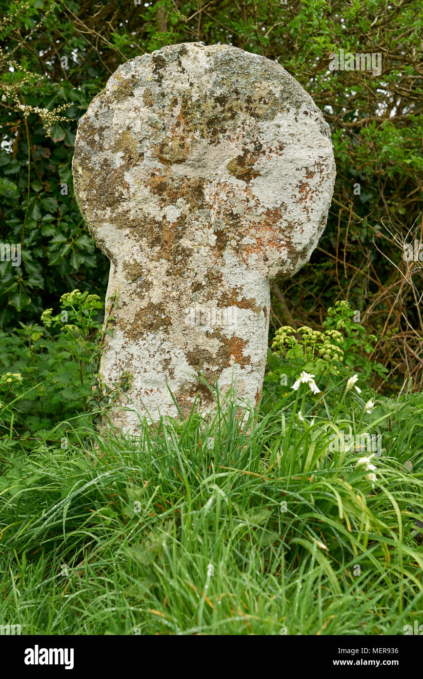 Cornish stone cross hi-res stock photography and images - Alamy