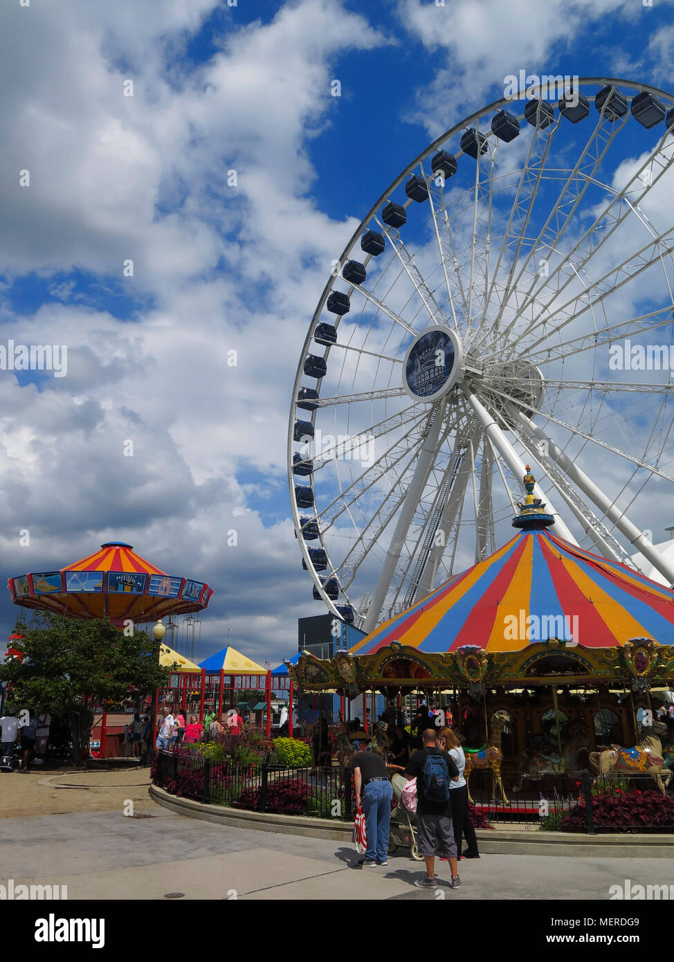 Ferris wheel at Navy Pier, Chicago, Illinois, USA Stock Photo - Alamy