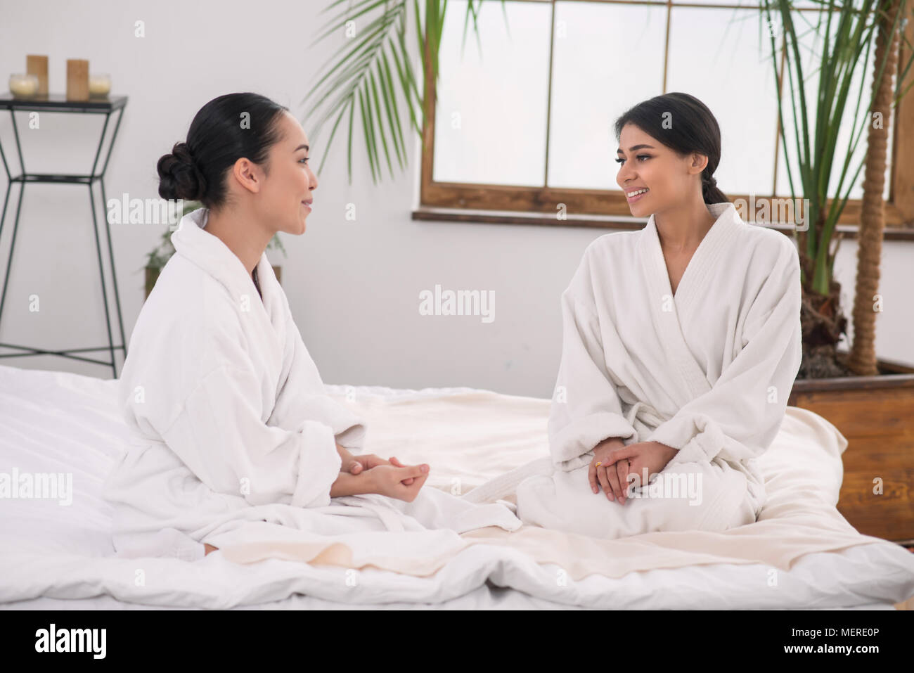 Women spa friends hi-res stock photography and images - Alamy