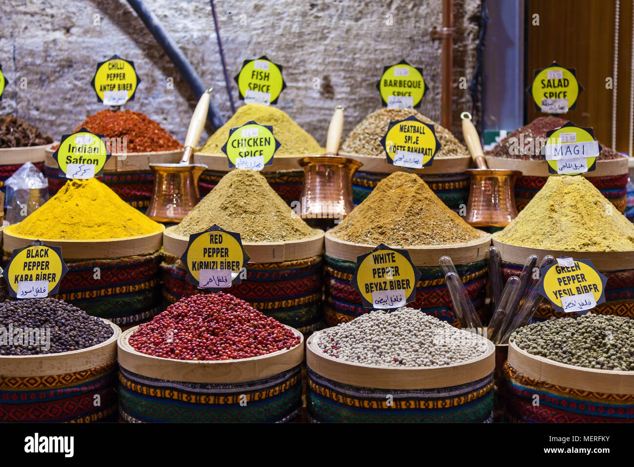 Various spices on a counter on the Grand Bazaar in Istanbul, Turkey ...