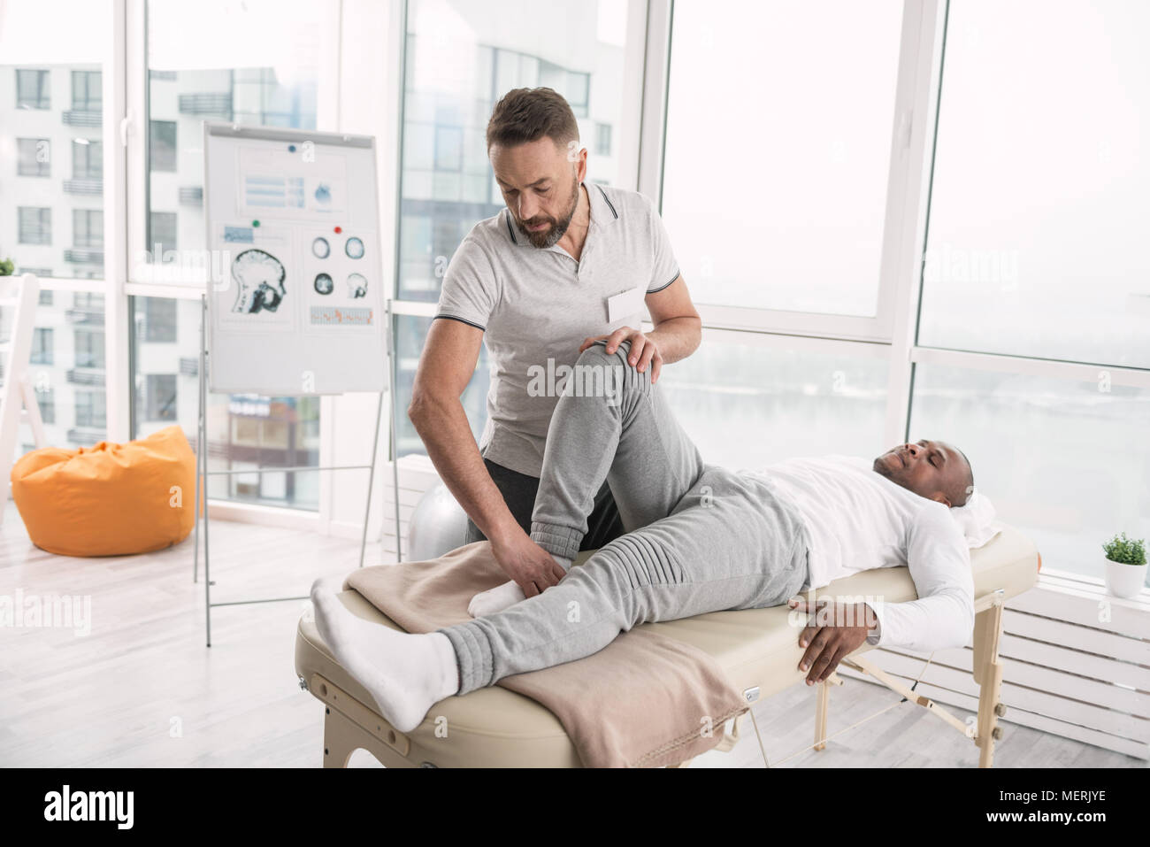 Therapist standing hi-res stock photography and images - Alamy