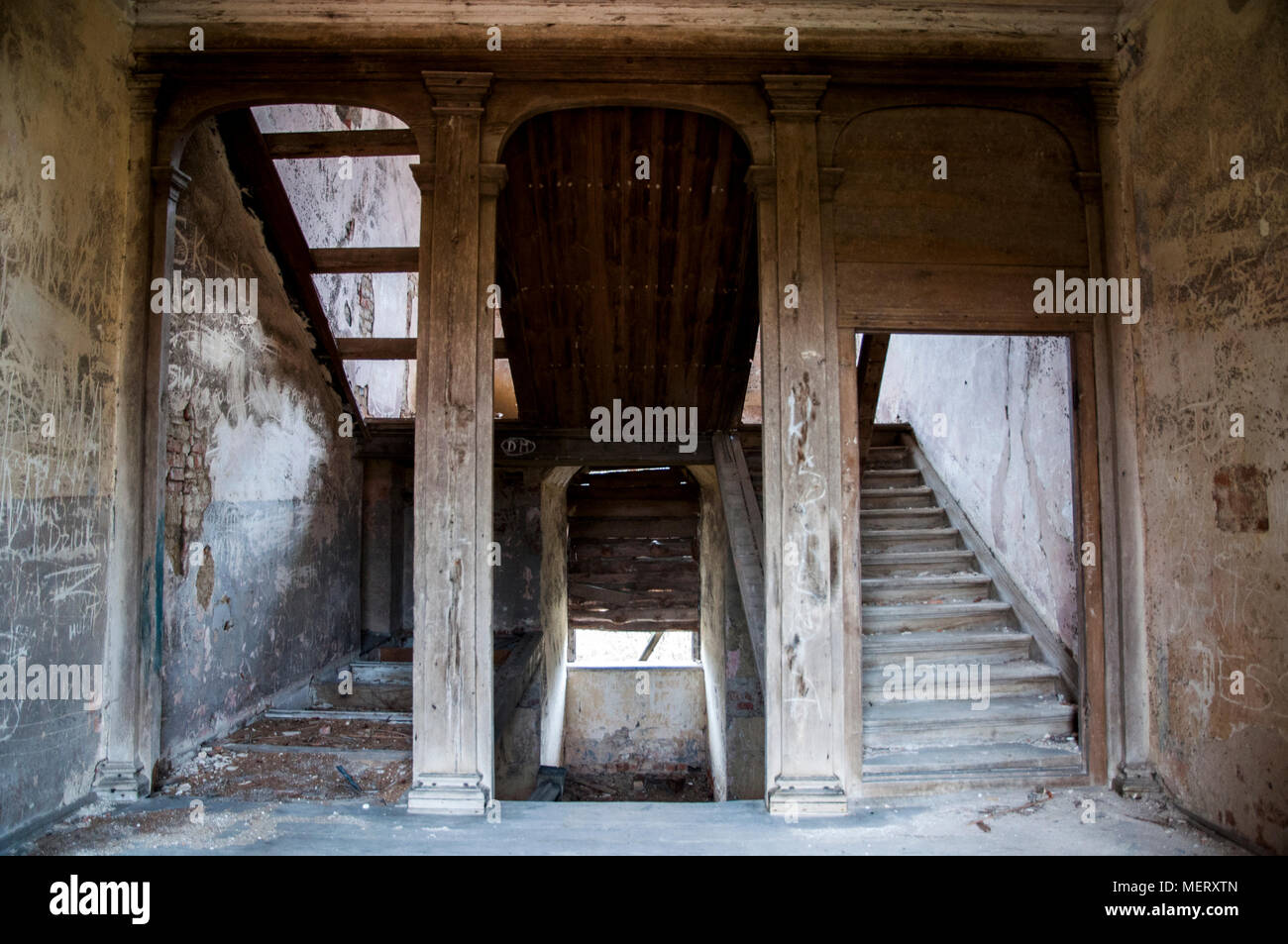 An old ruined house inside. Old ruined interior at home Stock Photo - Alamy
