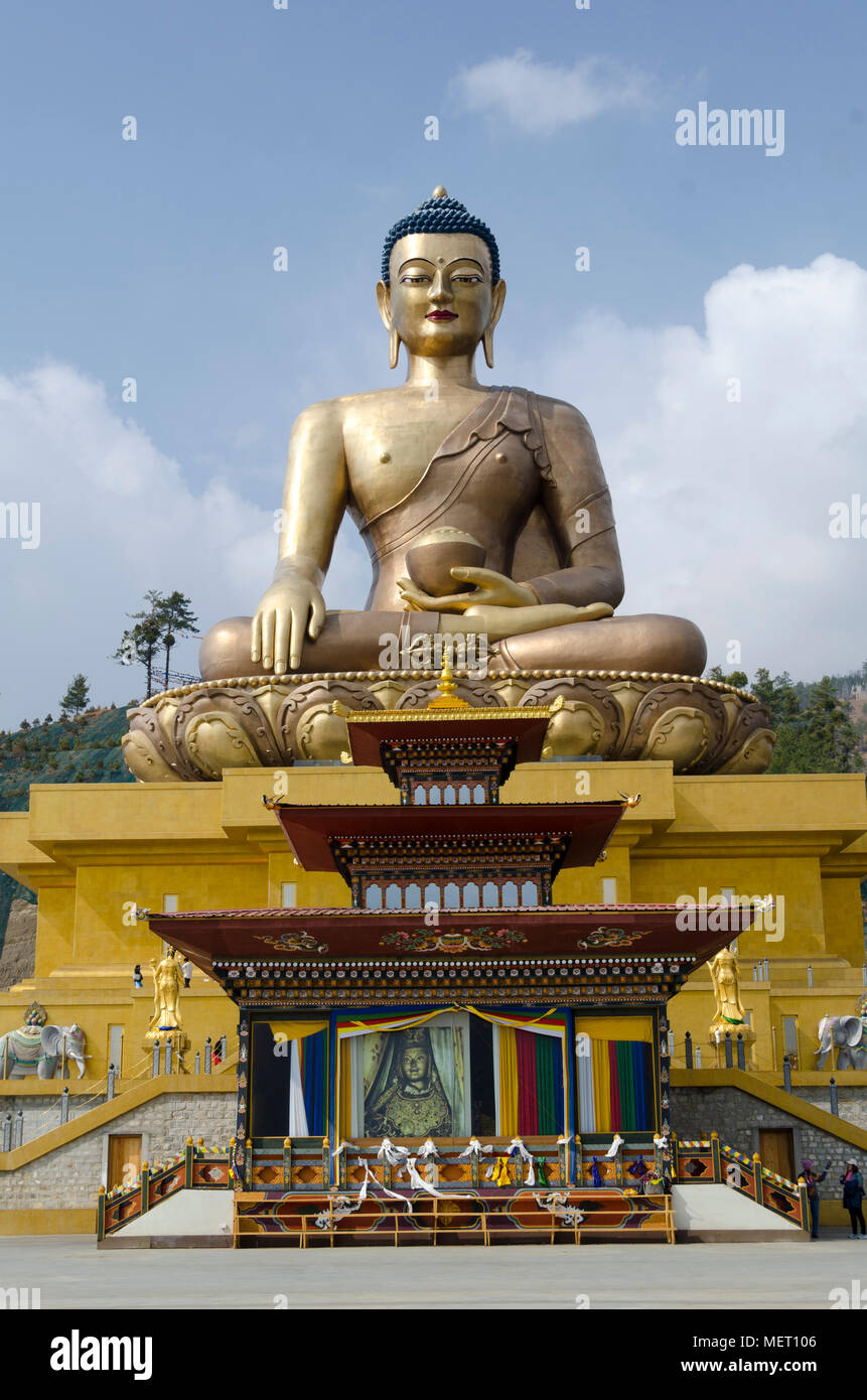 Buddha Dordenma, large Buddha statue and temple, Thimphu, Bhutan Stock ...