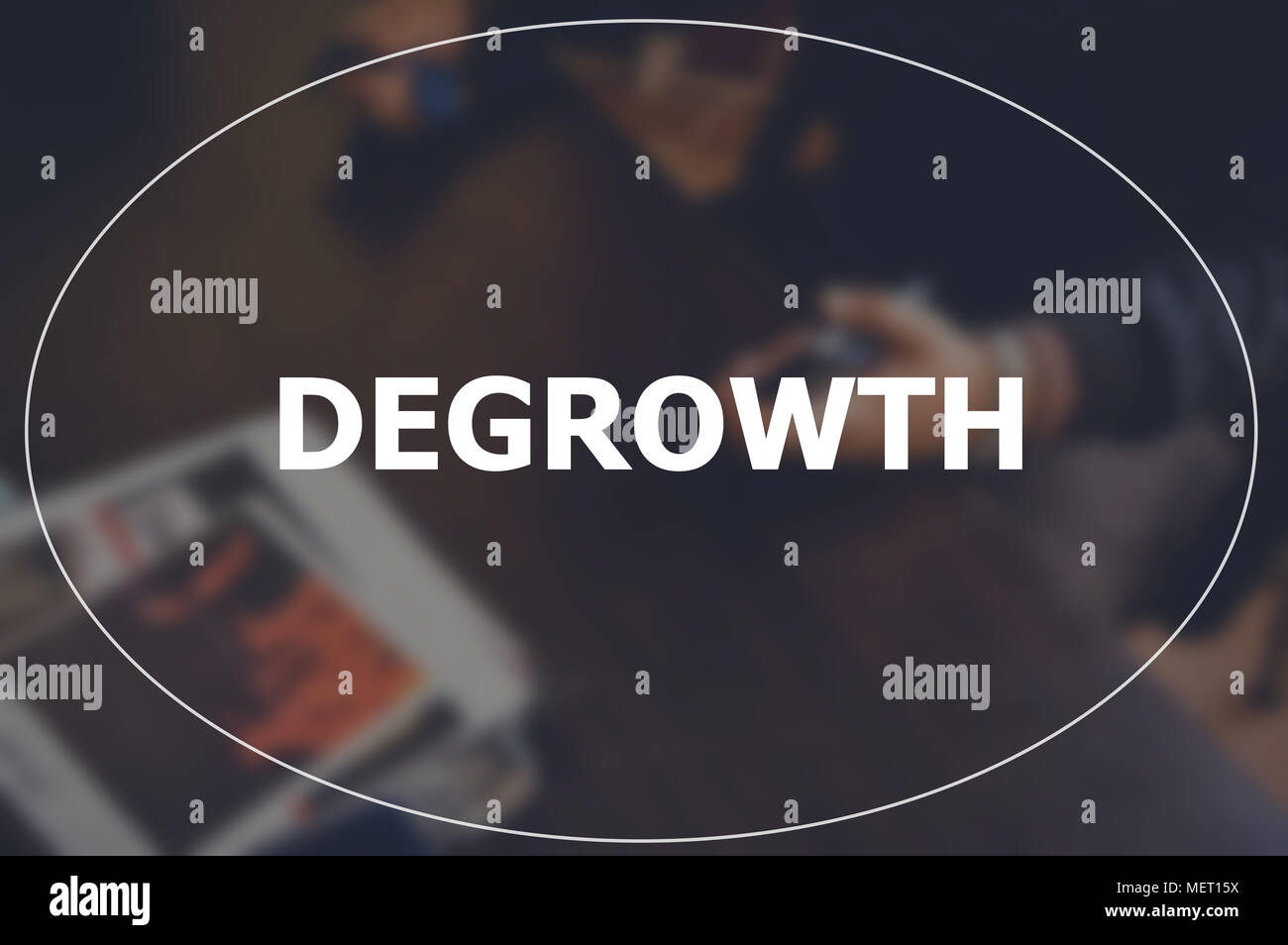 Degrowth word with blurring business background Stock Photo - Alamy