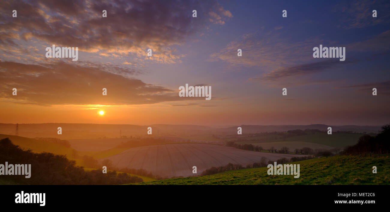 East meon meon valley hampshire hi-res stock photography and images - Alamy