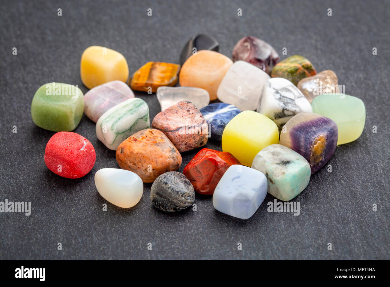 Pile of gemstones hi-res stock photography and images - Alamy