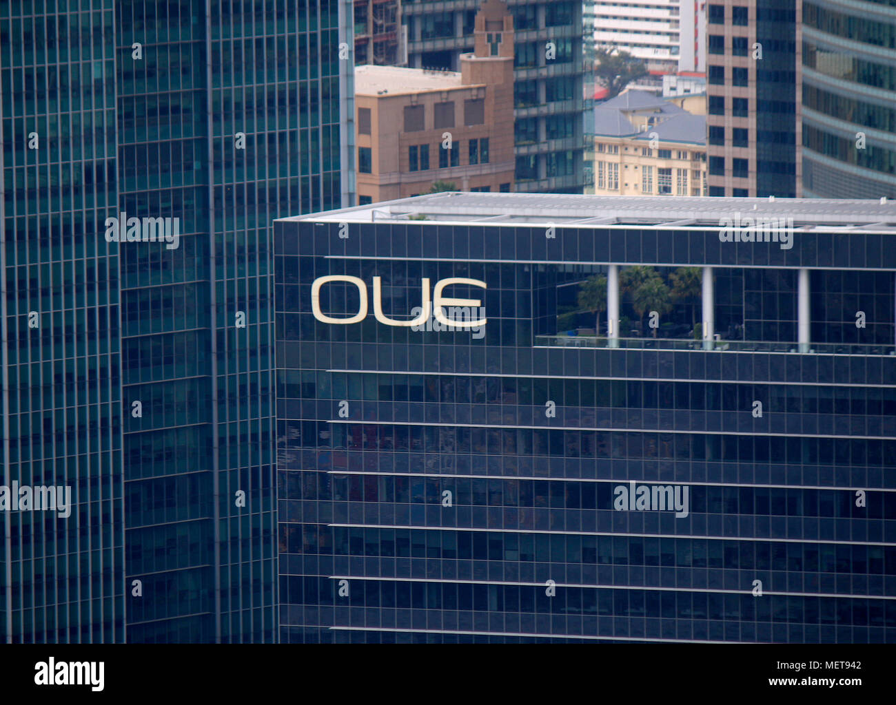 Oue logo hi-res stock photography and images - Alamy