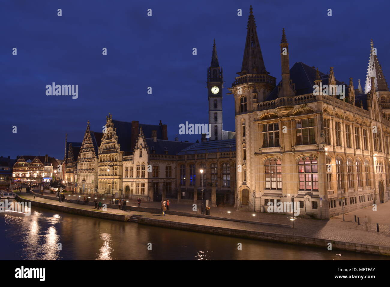night view- Gent Stock Photo - Alamy