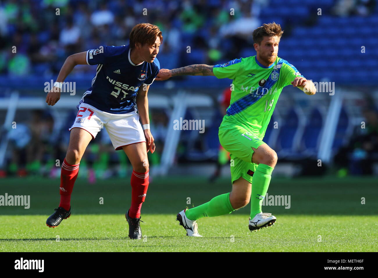Kanagawa, Japan. 21st Apr, 2018. (L-R) Ken Matsubara (FMarinos), Alen ...