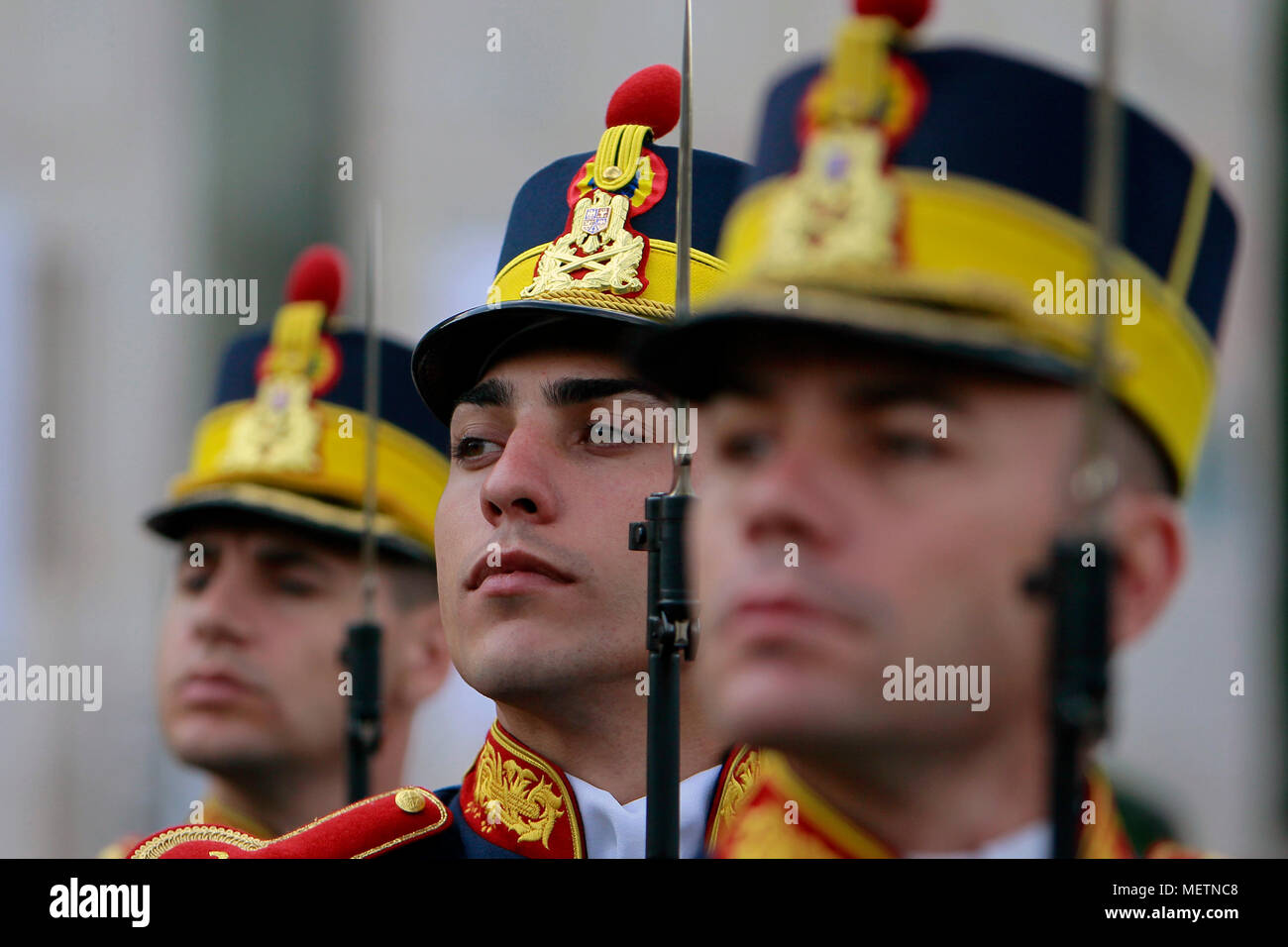 Bucharest, Romania's capital. 23rd Apr, 2018. Romanian Honor Guard ...