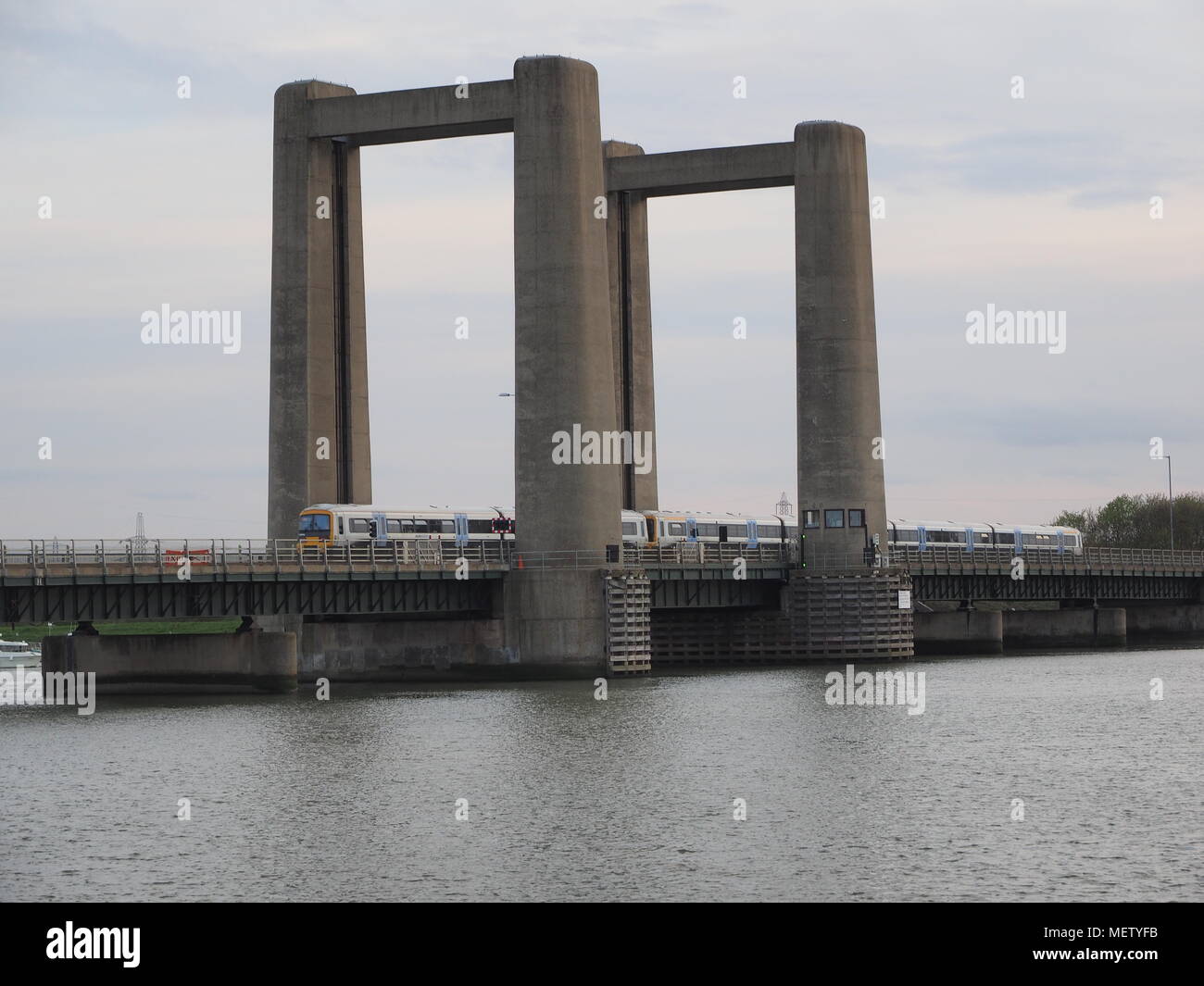 Kingsferry Bridge Sheppey Crossing Bridge Stock Photos & Kingsferry ...