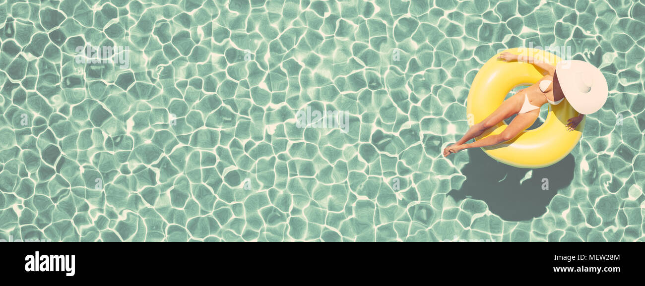 Vintage swimming pool hi-res stock photography and images - Alamy