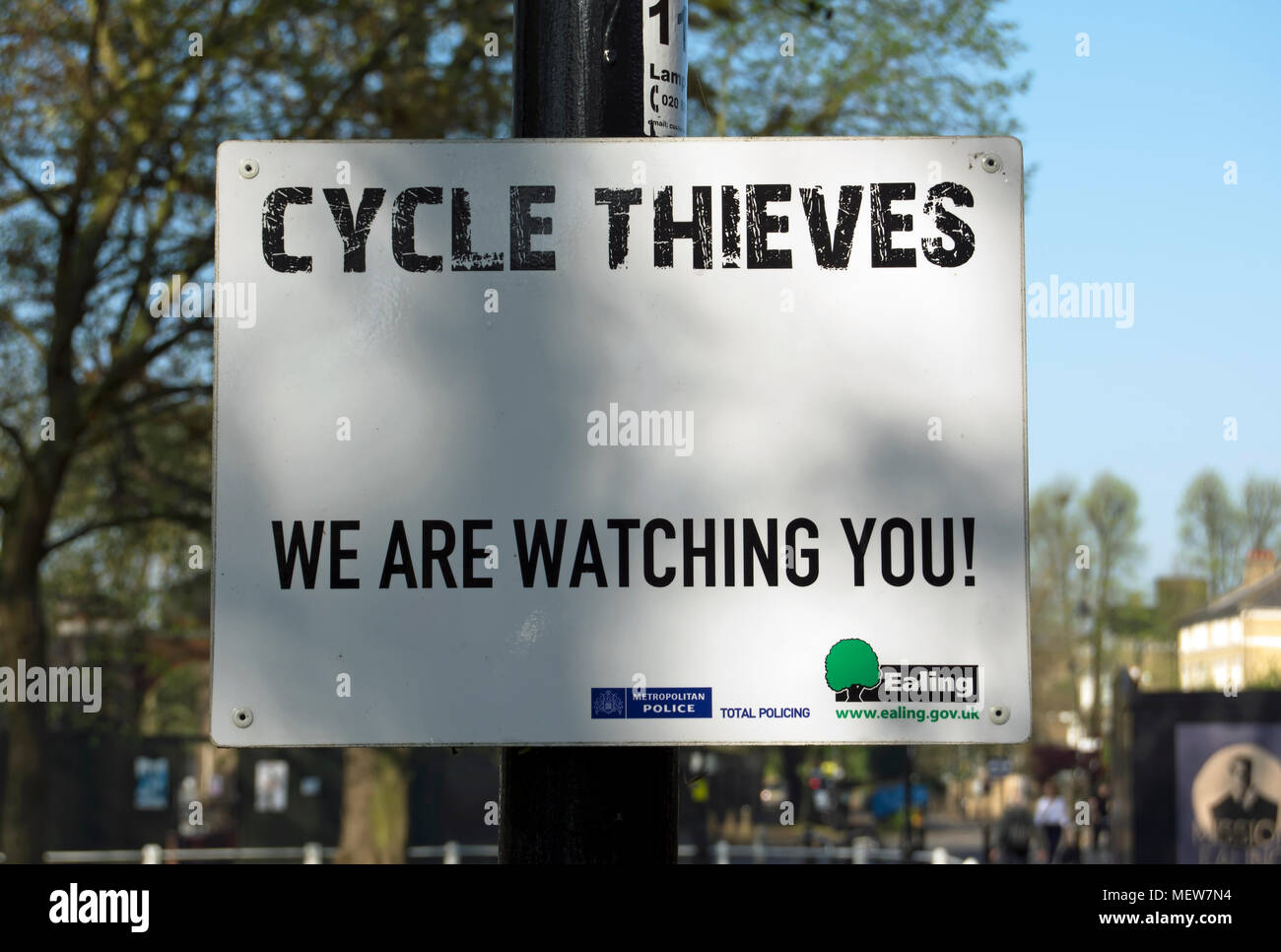 Thieves warning hi-res stock photography and images - Alamy