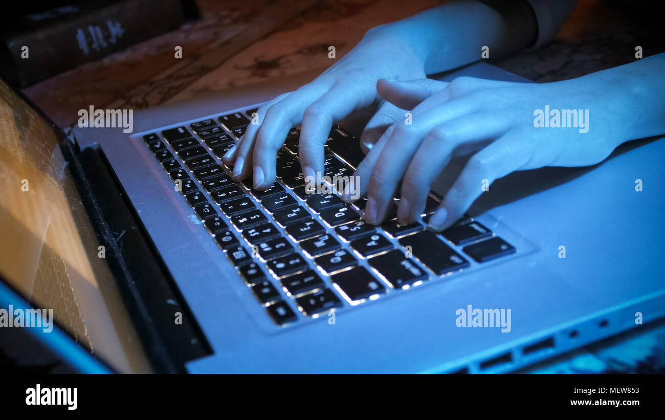 Kids hands typing keyboard hi-res stock photography and images - Alamy