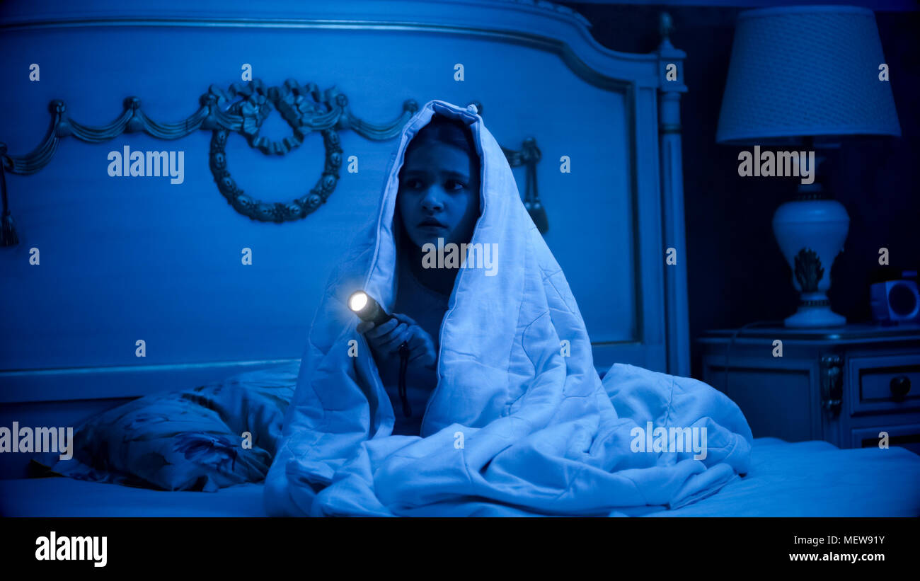 Haunted bedroom hi-res stock photography and images - Alamy