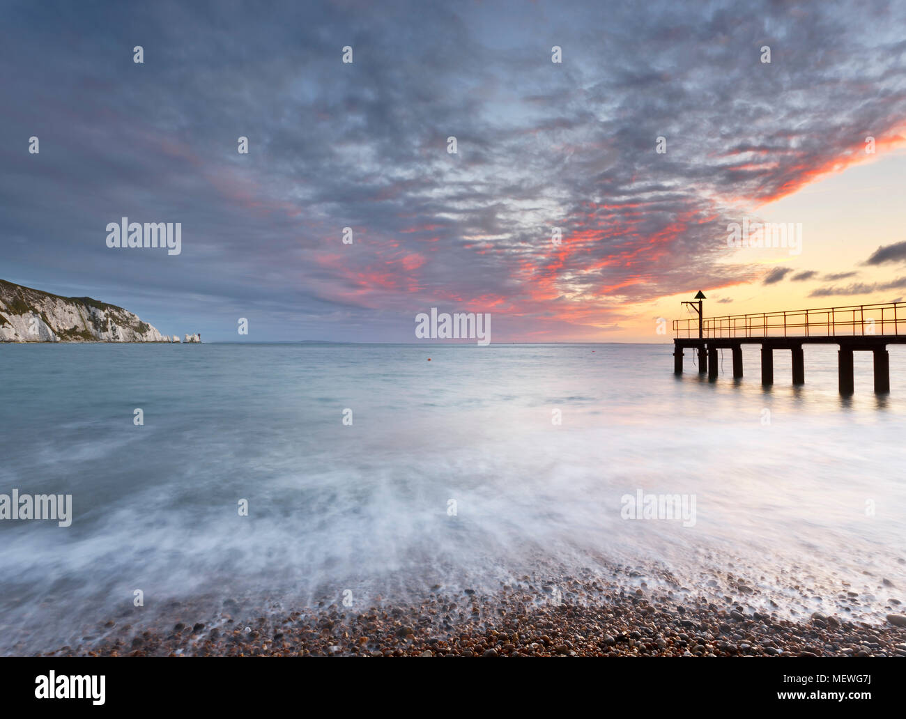 The needles isle of wight sunset hi-res stock photography and images ...