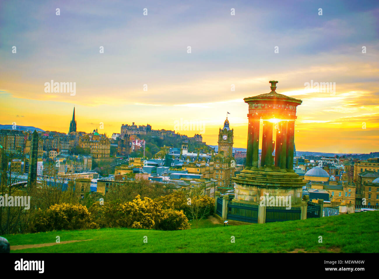 Edinburgh statues hi-res stock photography and images - Alamy