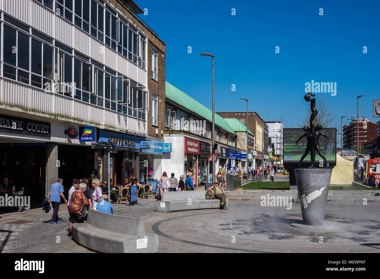 Hemel hempstead town centre hi-res stock photography and images - Alamy