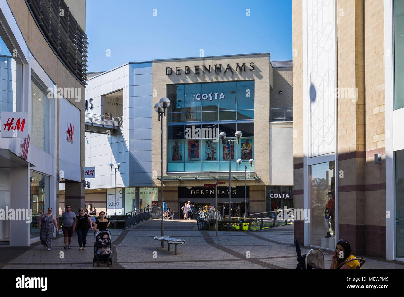 Hemel hempstead town centre hi-res stock photography and images - Alamy