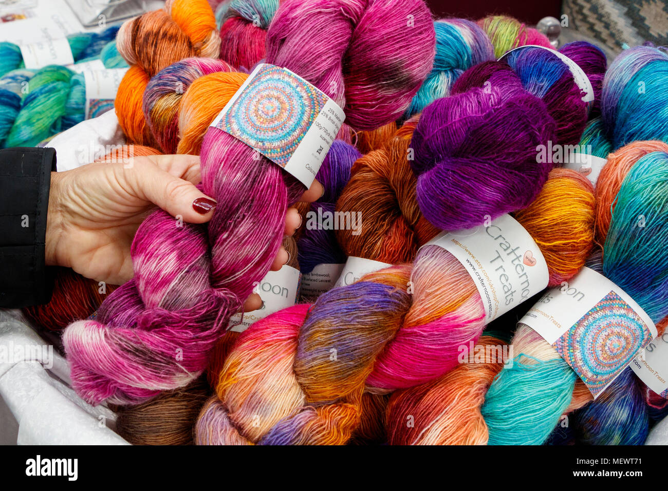 Skein of wool hi-res stock photography and images - Alamy