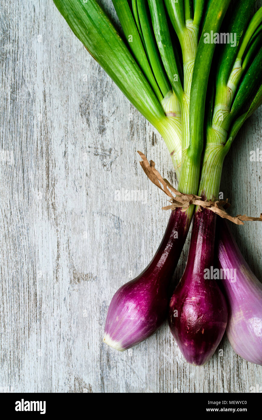 Purple onions hi-res stock photography and images - Alamy
