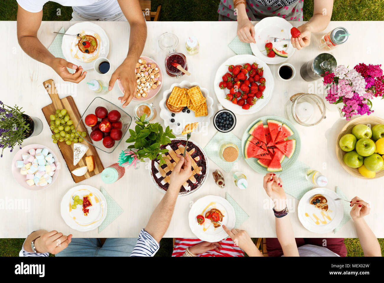 Multicultural food hi-res stock photography and images - Alamy