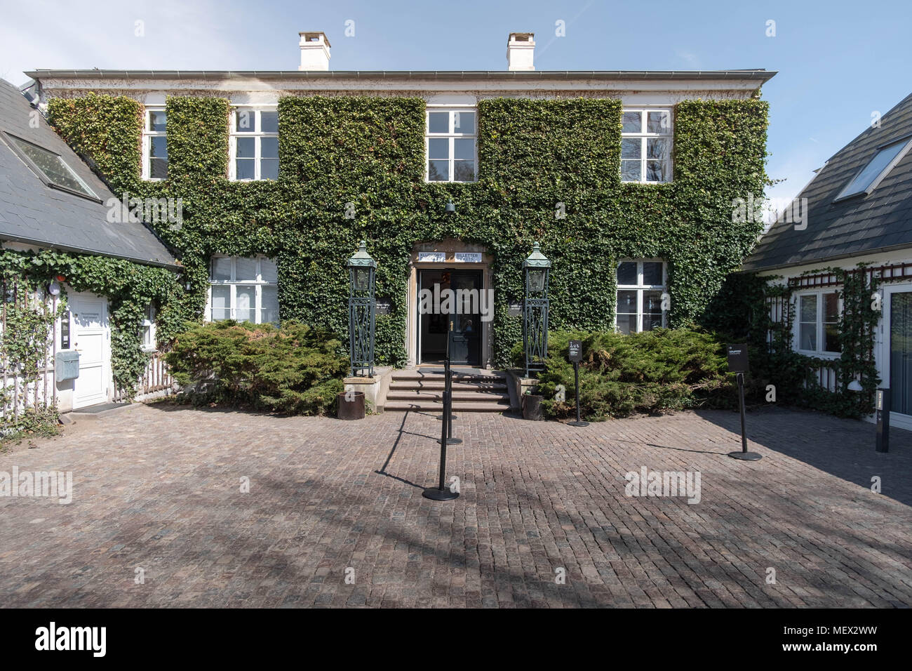 The louisiana museum of modern art hi-res stock photography and images ...