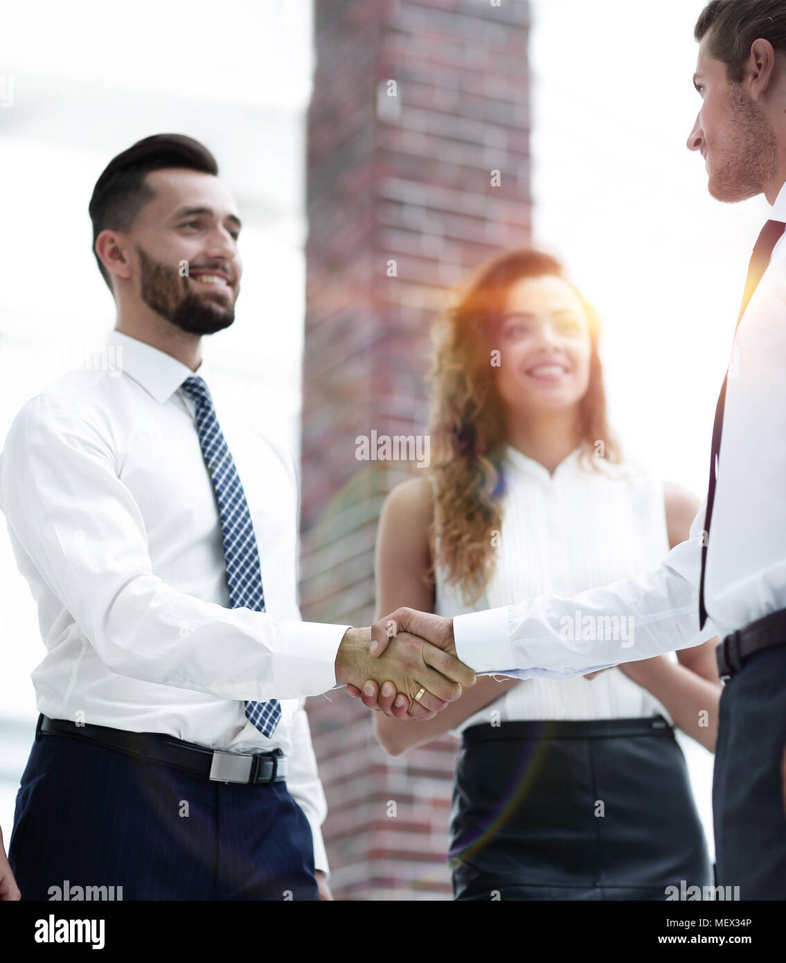closeup.welcome and handshake of business partners Stock Photo - Alamy