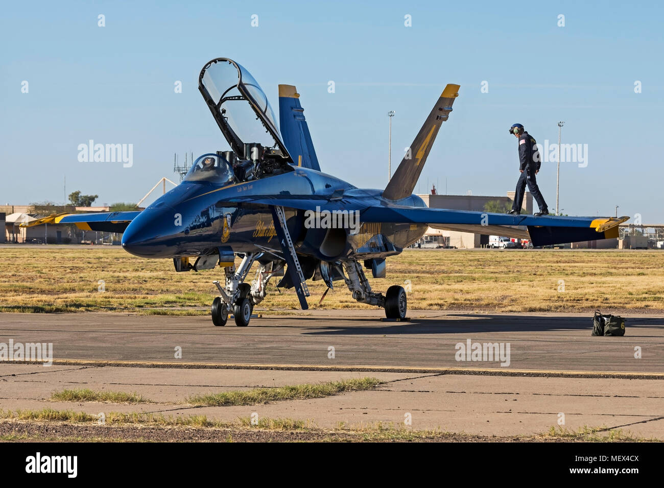 Airplane Blue Angels F-18 Hornet jet Stock Photo - Alamy
