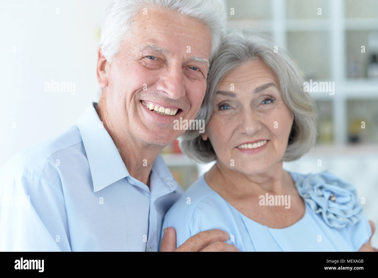happy mature couple Stock Photo - Alamy