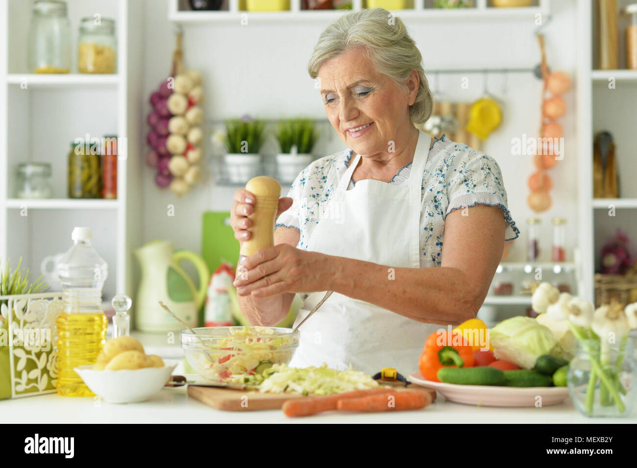 Grandmother all in apron hi-res stock photography and images - Alamy