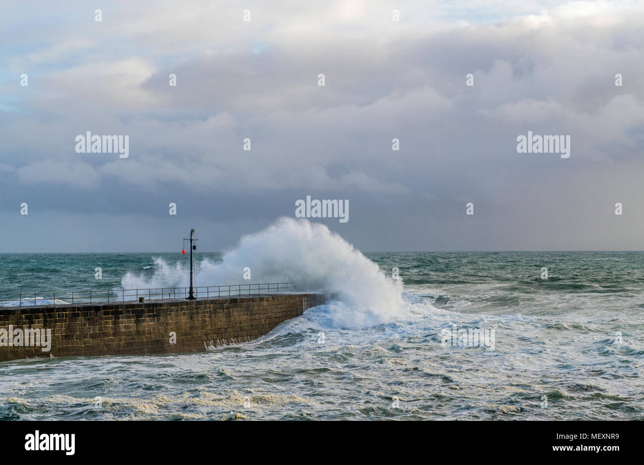 Waves rough sea harbour hi-res stock photography and images - Alamy