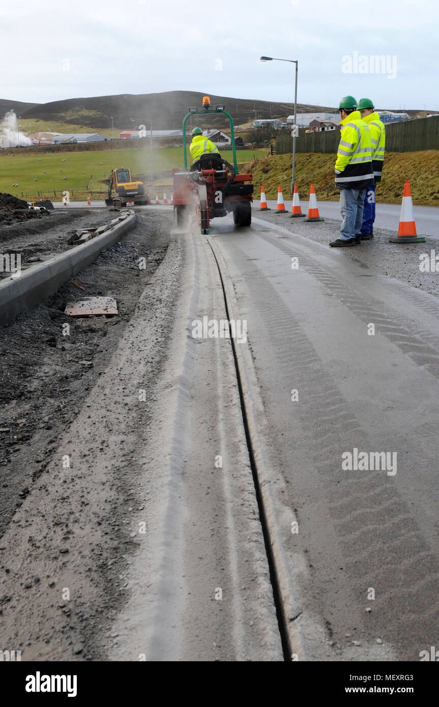 Broadband cable being laid hi-res stock photography and images - Alamy