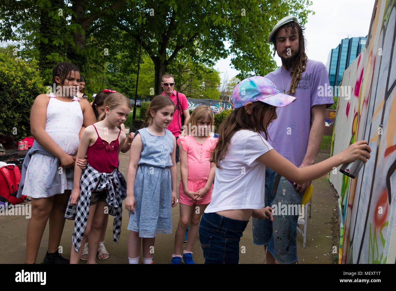 Graffiti Class in Croydon Stock Photo - Alamy