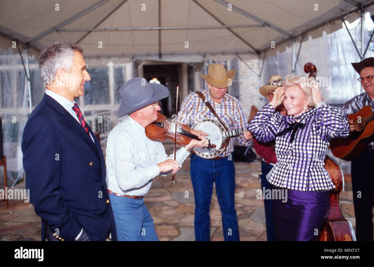 Dance combo hi-res stock photography and images - Alamy