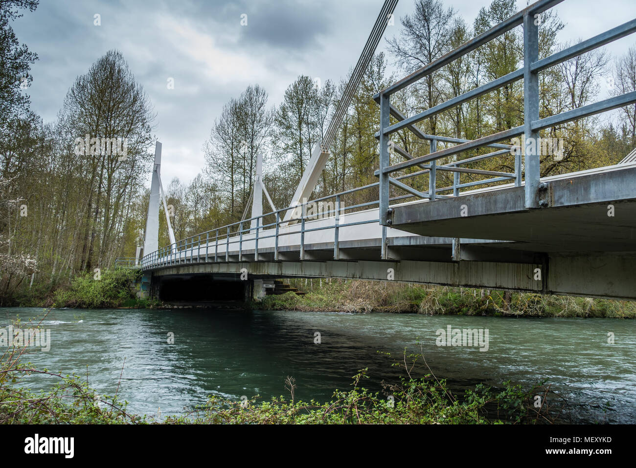 A view of the bridge over the Green River at Flaming Geyser State Park ...