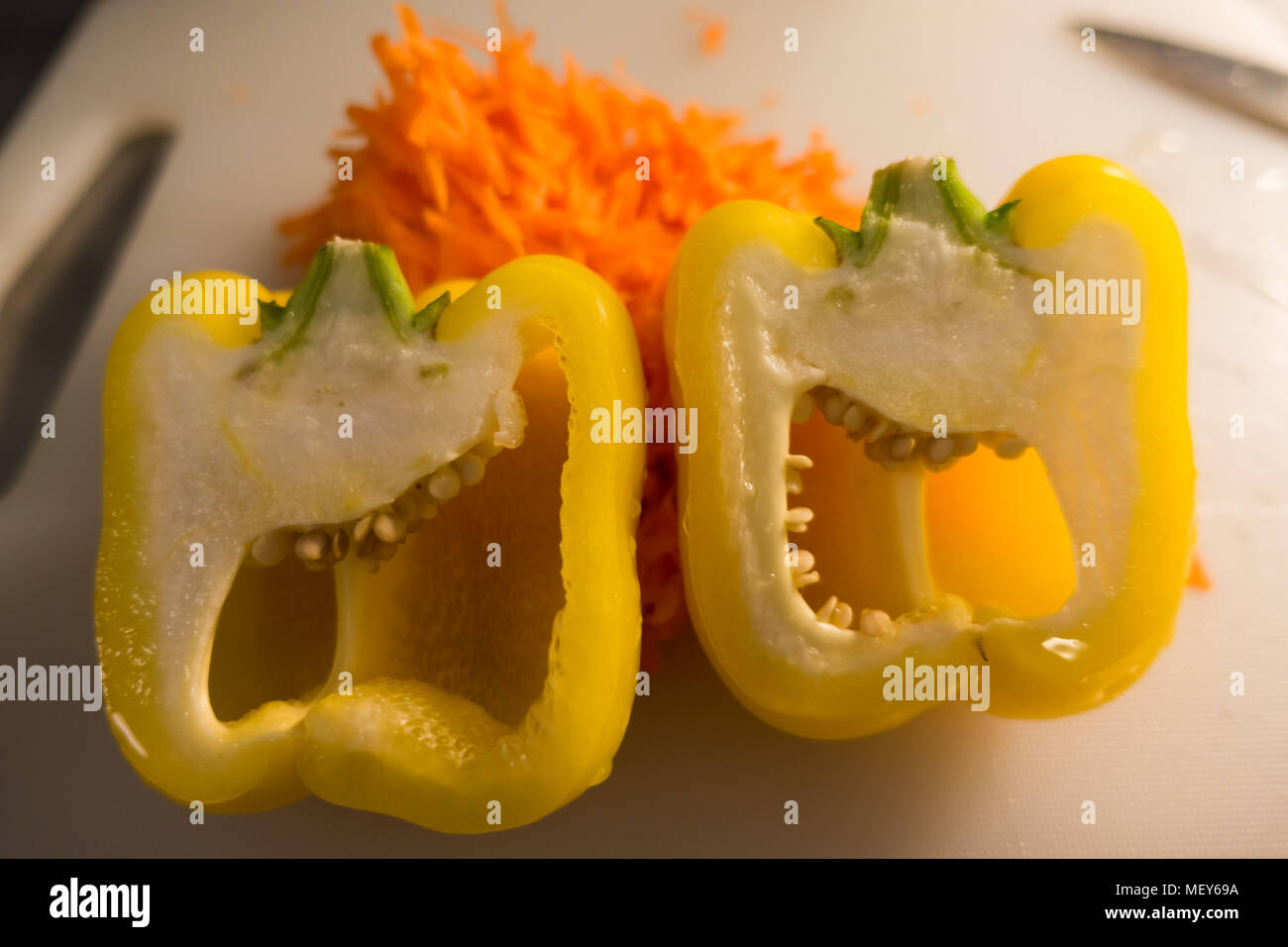 Smiling pepper hi-res stock photography and images - Alamy
