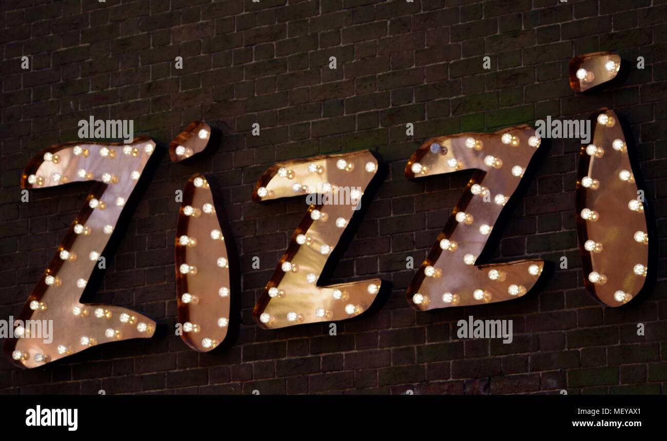 Zizzi Italian Restaurant, Electric Sign. Gandy Street. Exeter, Devon ...