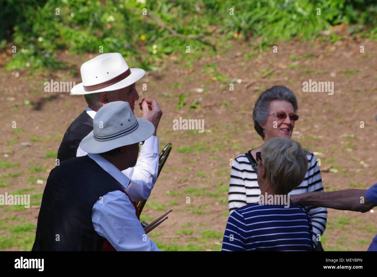 Panama people talking hi-res stock photography and images - Alamy