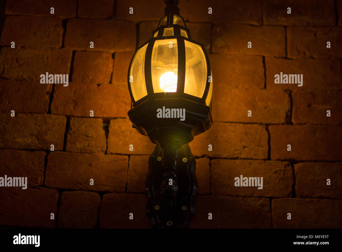 Old light lamp lantern night hi-res stock photography and images - Alamy