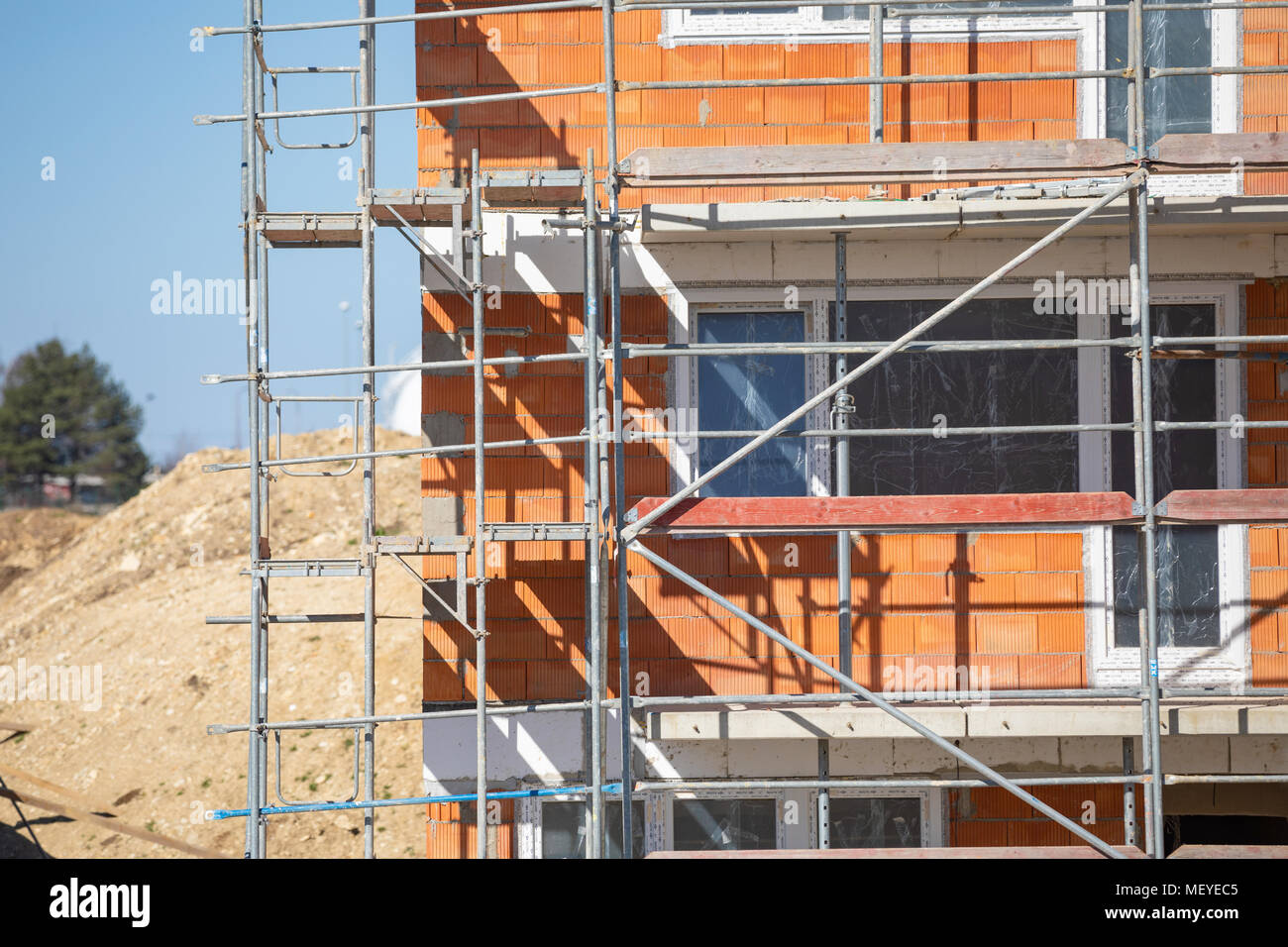 High up on building site hi-res stock photography and images - Alamy