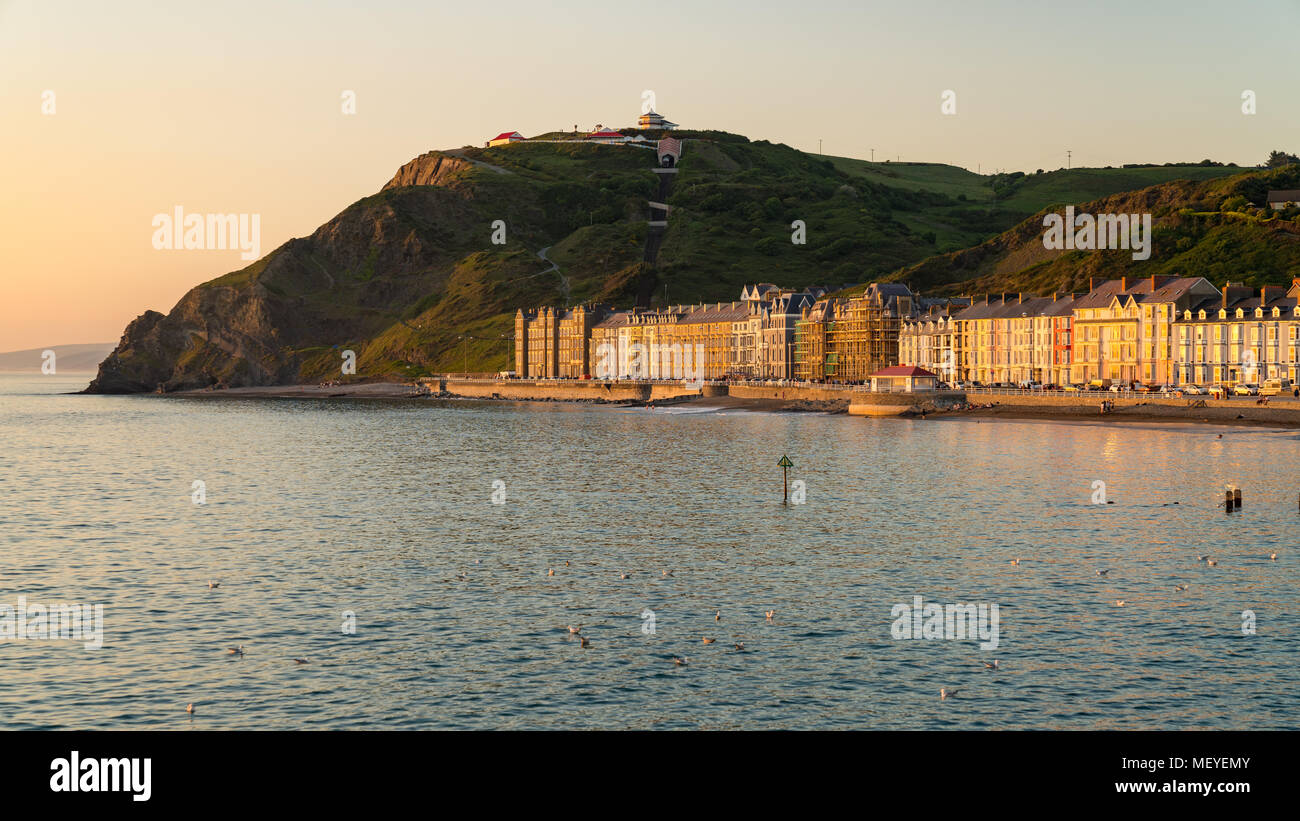 Aberystwyth beach wales hi-res stock photography and images - Alamy