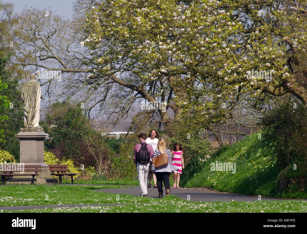 Young Couple Stroll through Northernhay Garden in Spring. Exeter, Devon ...