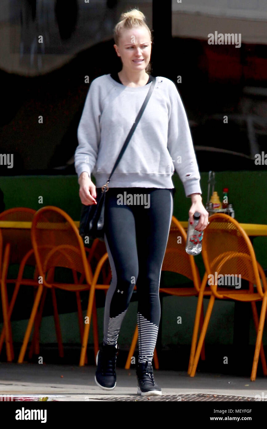 Malin Åkerman spotted wearing no makeup after leaving her workout in ...