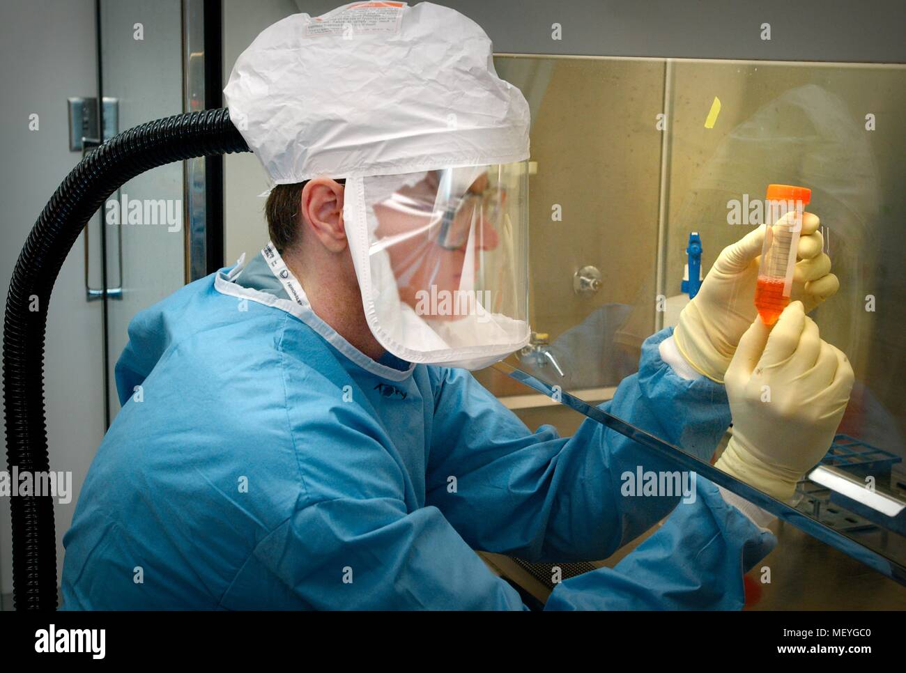 Bsl 4 hi-res stock photography and images - Alamy