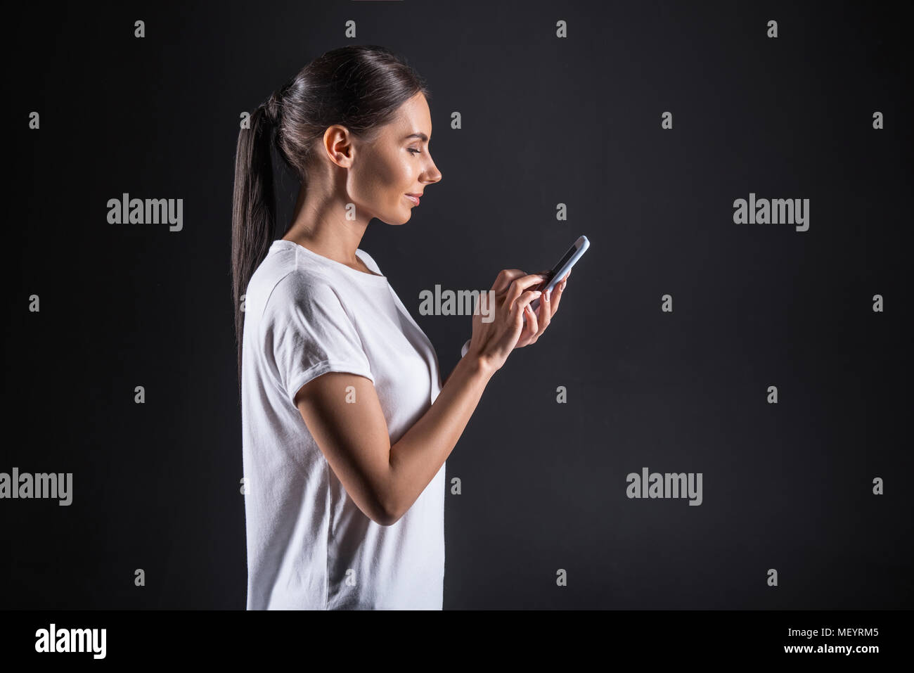 Woman typing message smartphone hi-res stock photography and images - Alamy